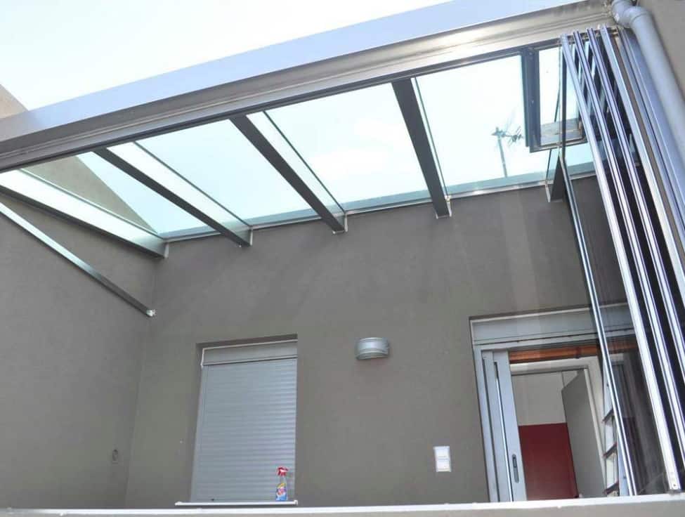 ΓΥΑΛΙΝΗ ΣΤΑΘΕΡΗ ΟΡΟΦΗ F GR SALINOX - luxuryhousegr
